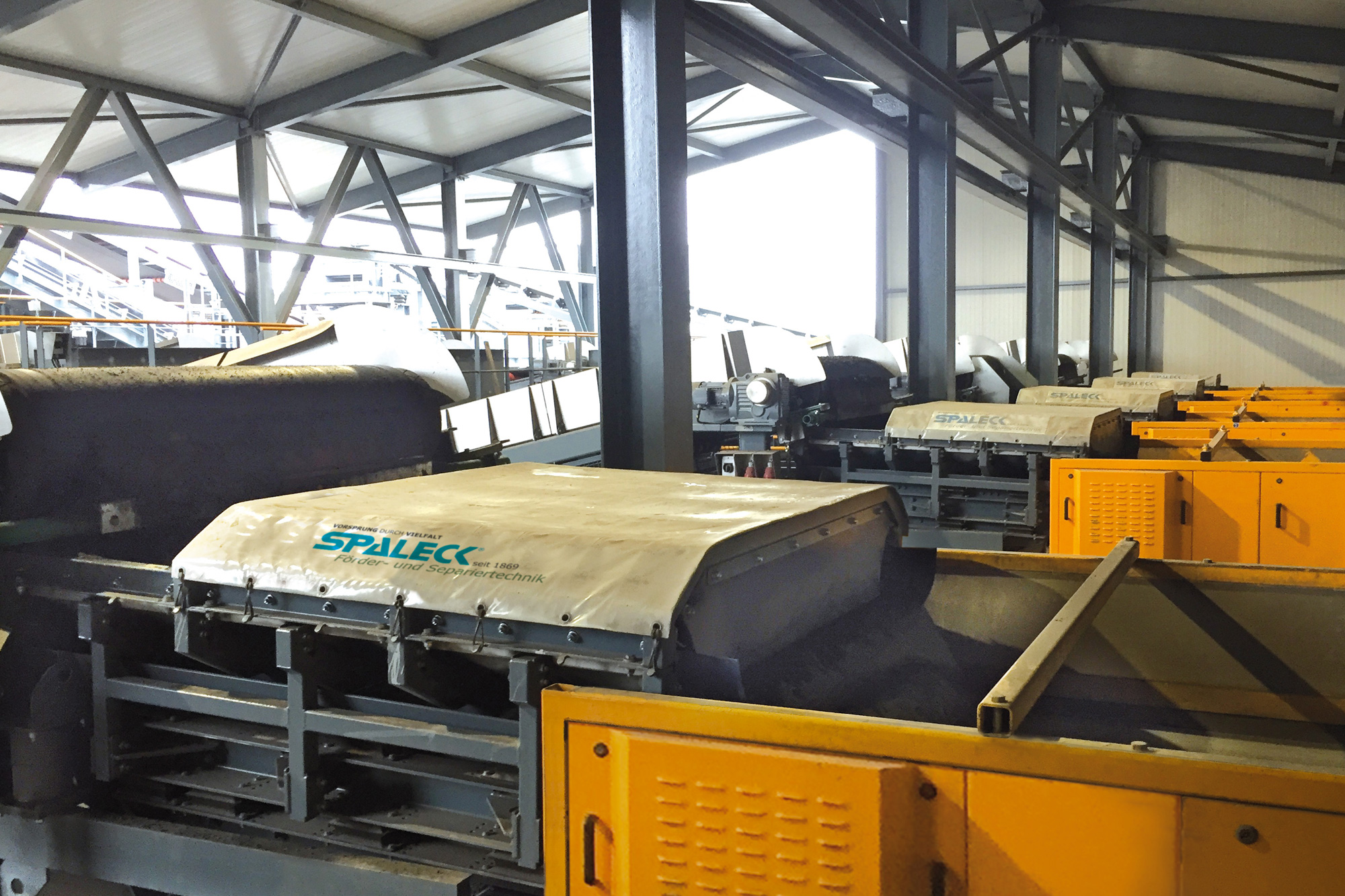Slag treatment with SPALECK ActiveCLEAN vibrating conveyors